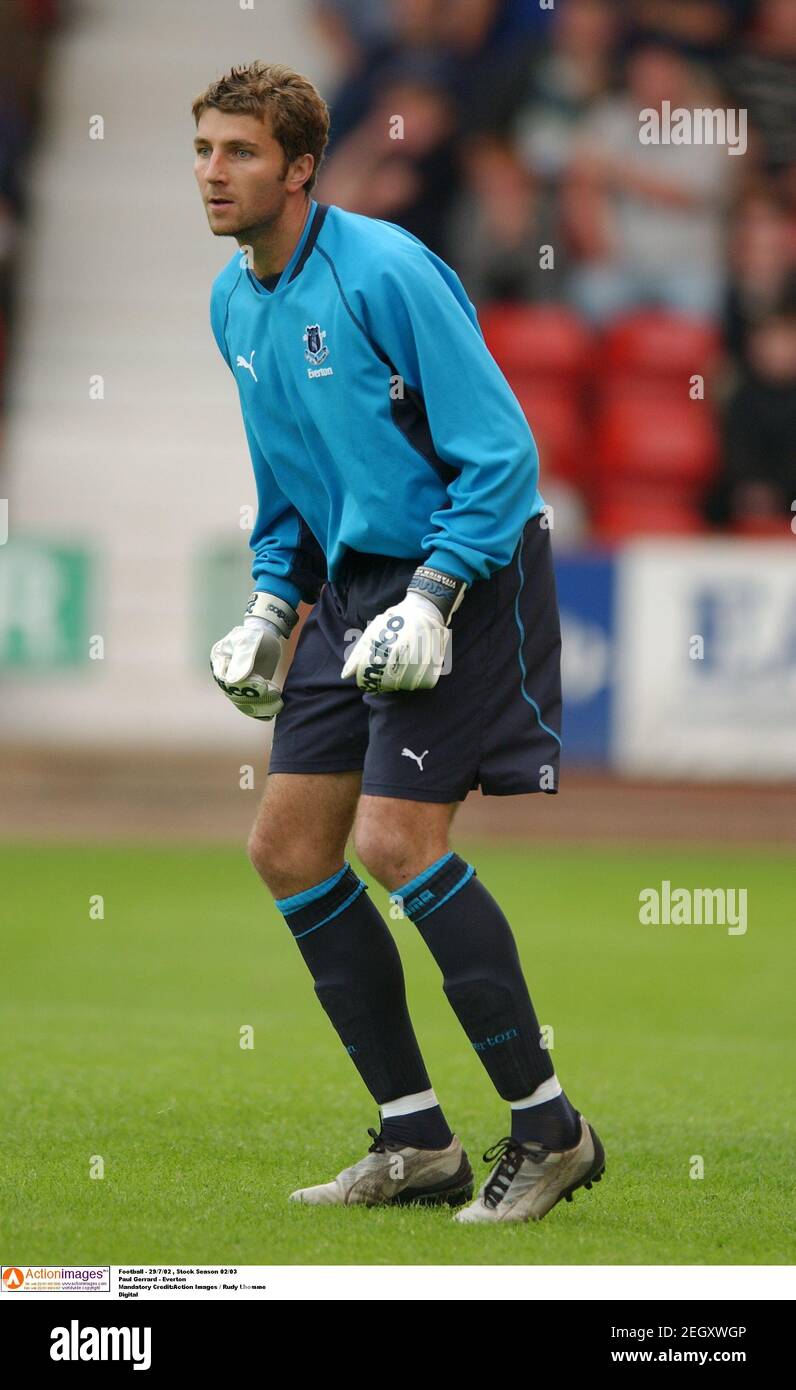 Paul gerrard everton hi-res stock photography and images - Alamy