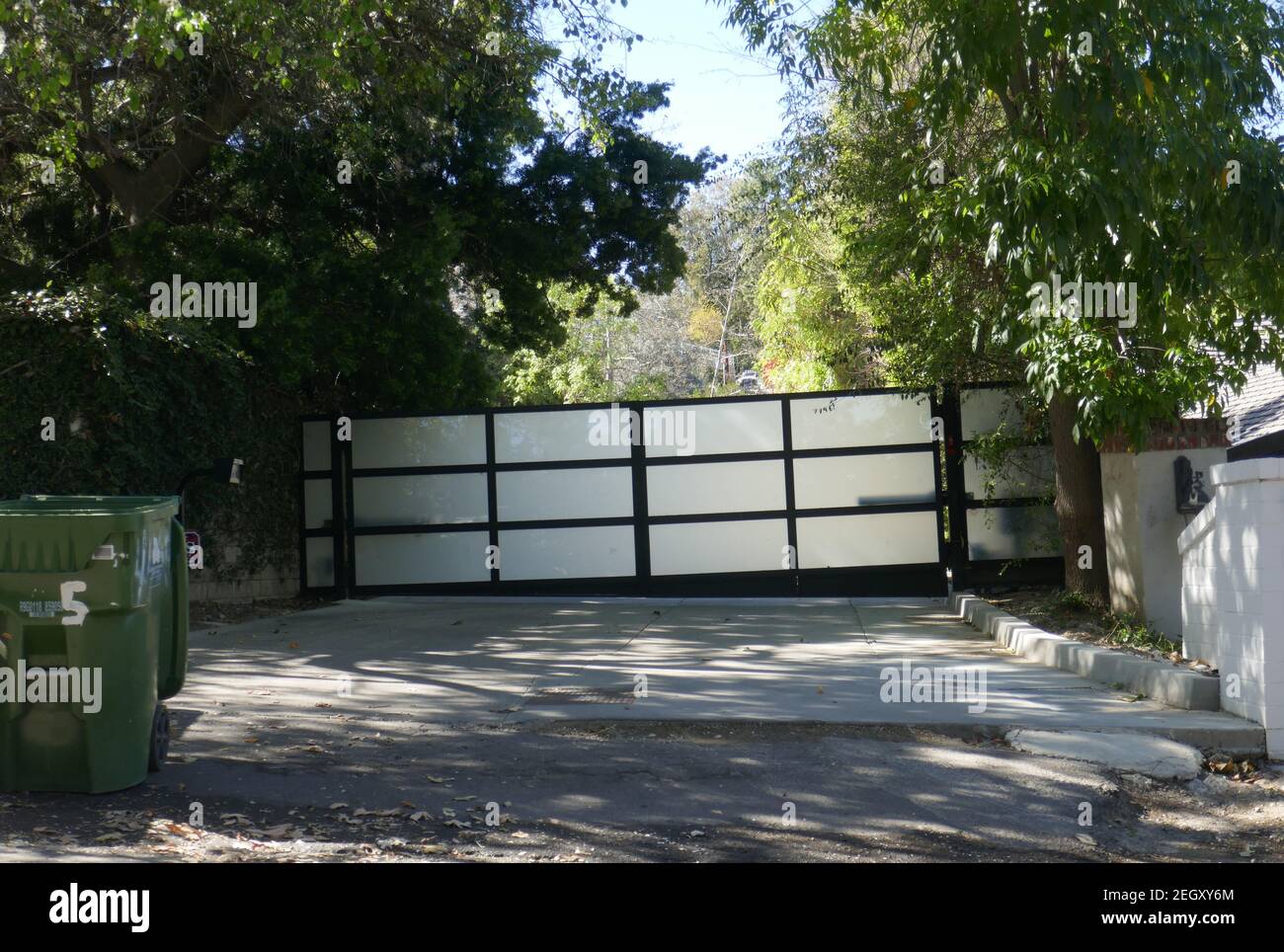 Gwen stefani blake shelton home hi-res stock photography and images - Alamy