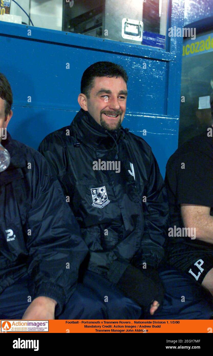 John aldridge tranmere rovers manager hi-res stock photography and ...