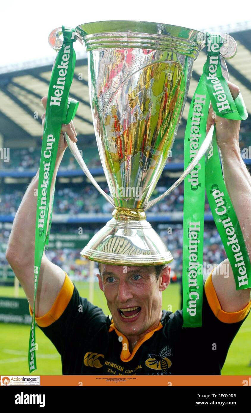 Action final celebrating trophy hi-res stock photography and images - Alamy