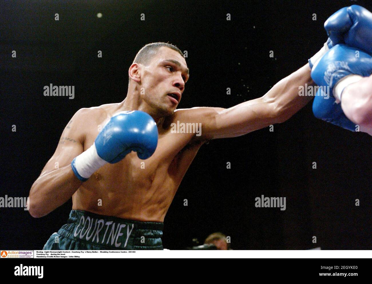 Heavyweight bout wembley conference centre hi-res stock photography and ...