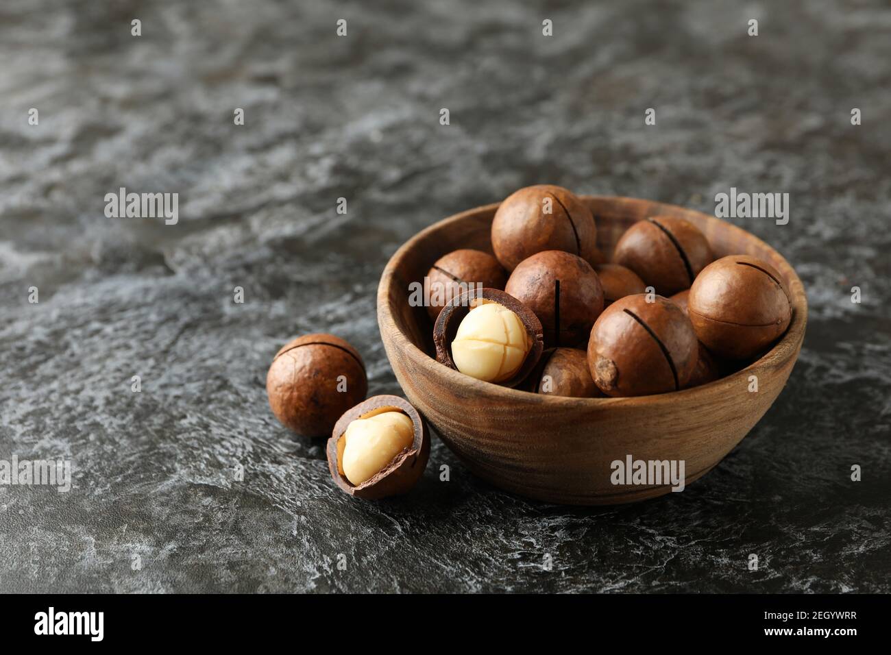 Macadamia seeds hi-res stock photography and images - Alamy