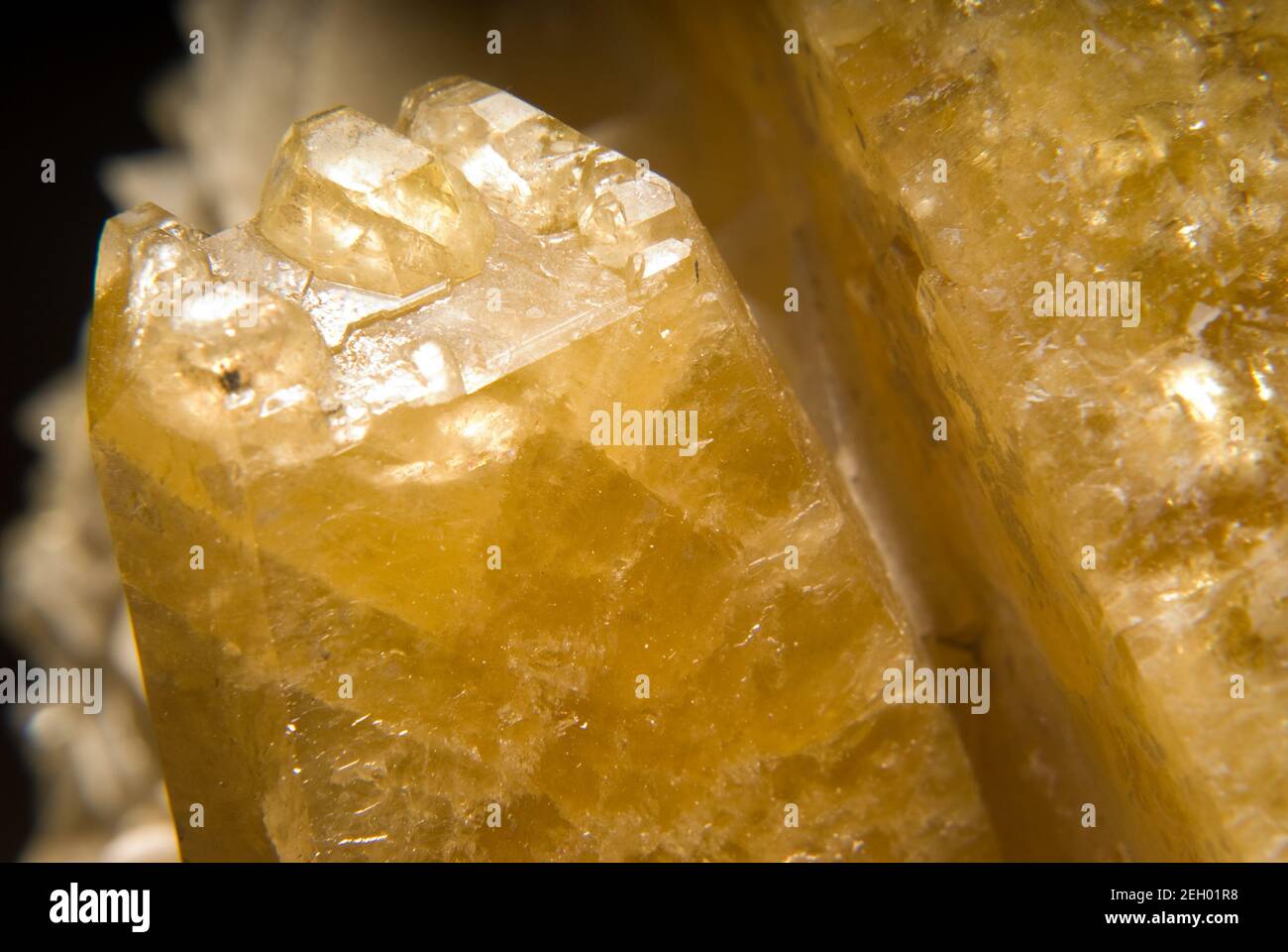 Rock crystal inclusions calcite hi-res stock photography and images - Alamy