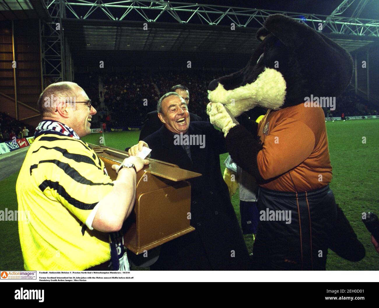 Scotland wolverhampton wanderers hi-res stock photography and images ...