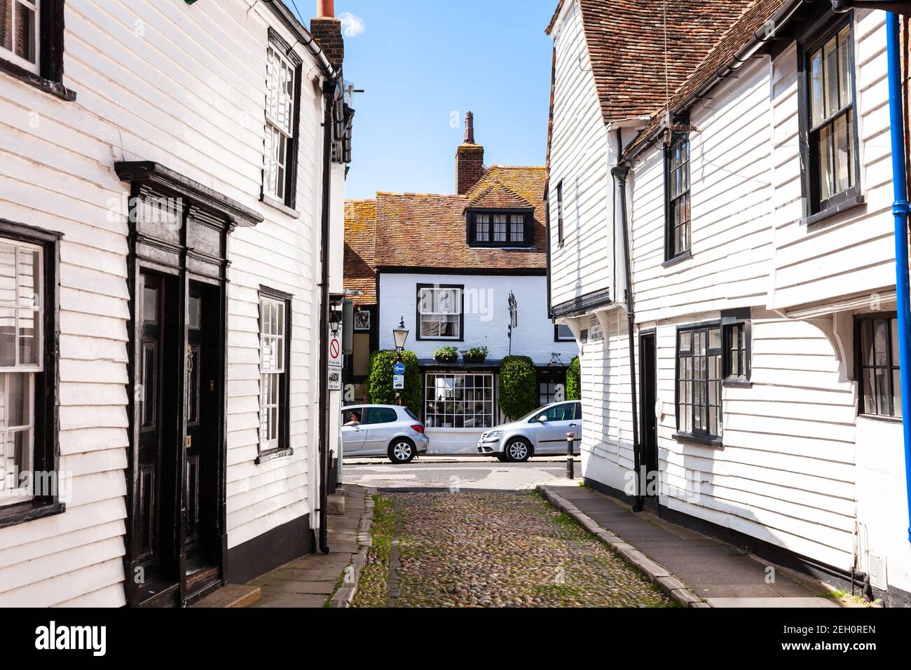 Church square rye houses hi-res stock photography and images - Alamy