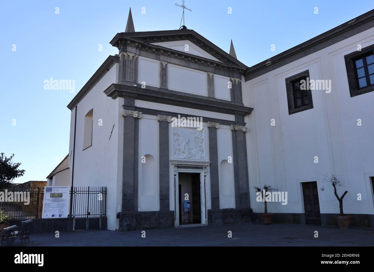 Castel di croce hi-res stock photography and images - Alamy
