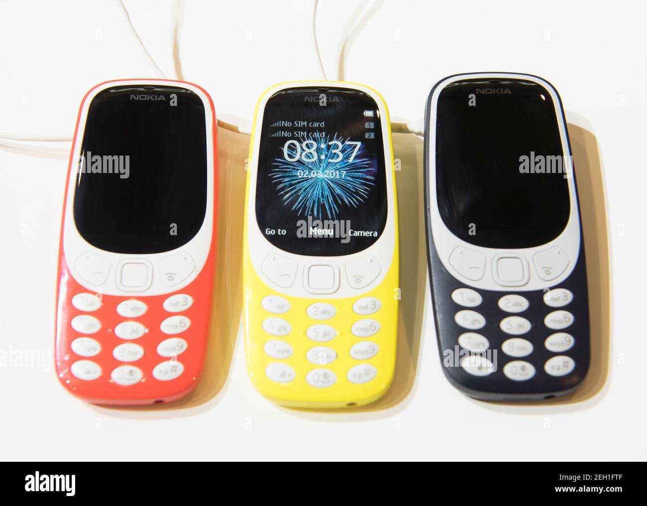 Nokia 3310 model hi-res stock photography and images - Alamy