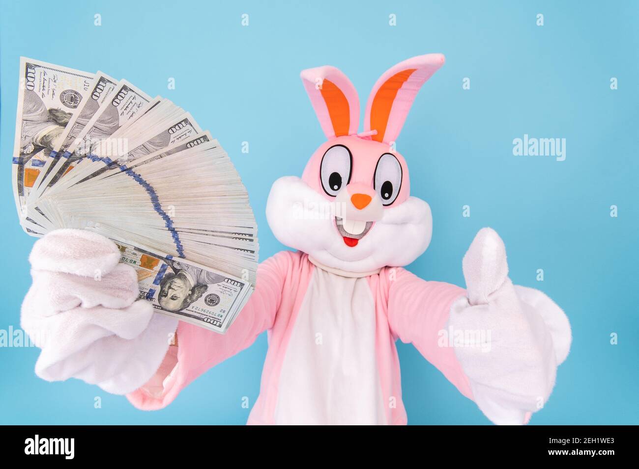 Billionaire boy hi-res stock photography and images - Alamy