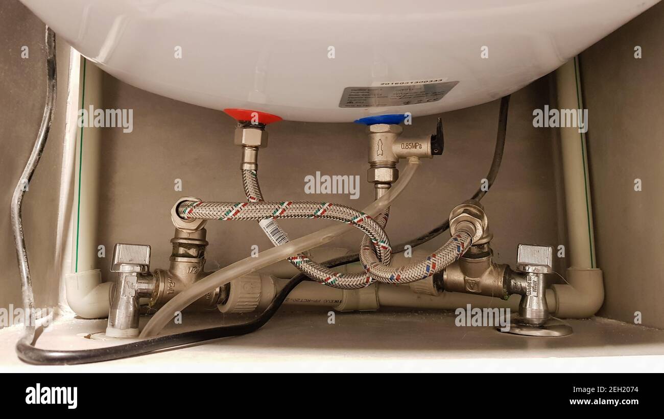 Installing a water tank hi-res stock photography and images - Alamy