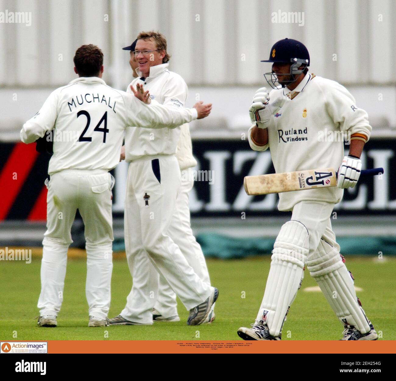 Nicky phillips durham cricket hi-res stock photography and images - Alamy