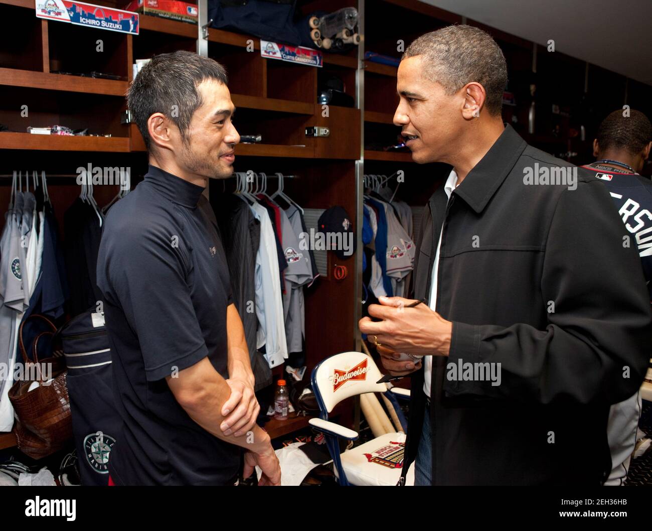 President Barack Obama talks with Seattle Mariner Ichiro Suzuki in the ...