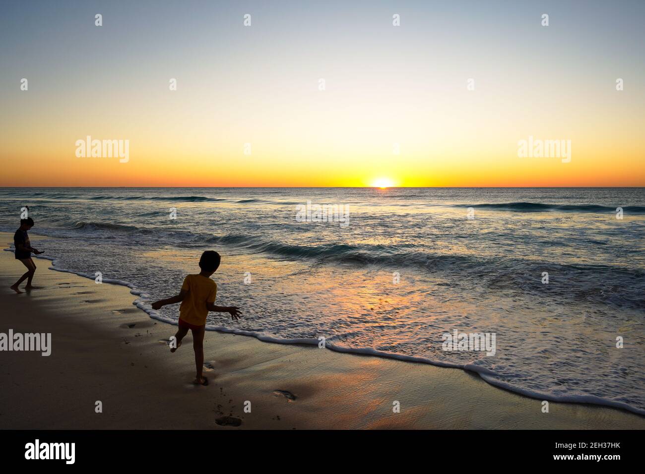 Australian Children High Resolution Stock Photography and Images - Alamy