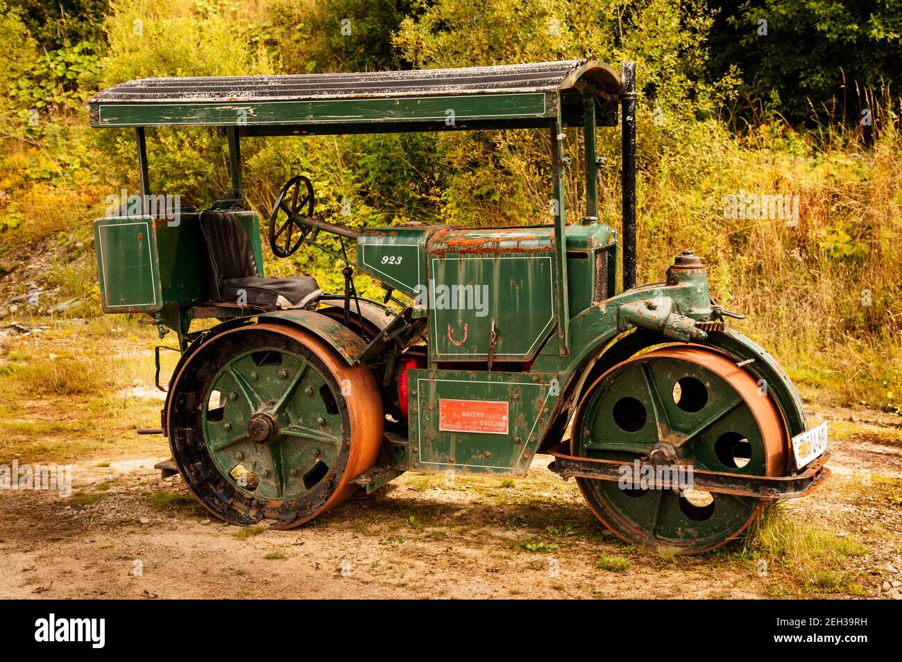 Vintage steam roller Stock Photo - Alamy