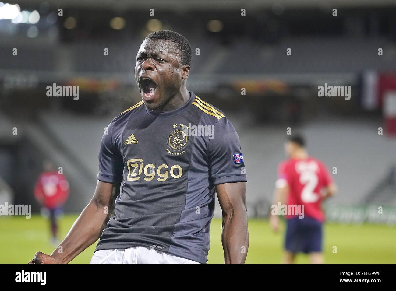 LILLE, FRANCE, 18-02-2021, Pierre-Mauroy Stadium, UEFA Europa League ...