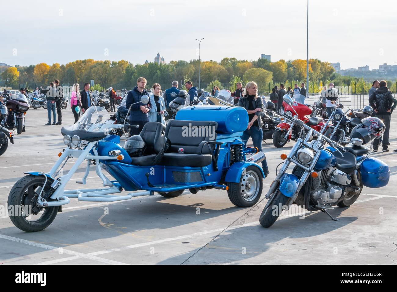 Man riding motorcycle sidecar in hi-res stock photography and images ...