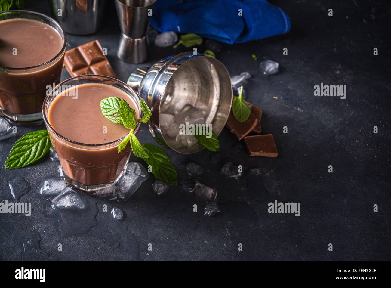 Coco cube hi-res stock photography and images - Alamy