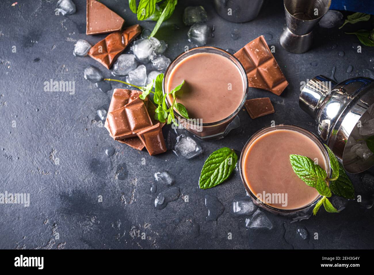 Ice cube coco hi-res stock photography and images - Alamy