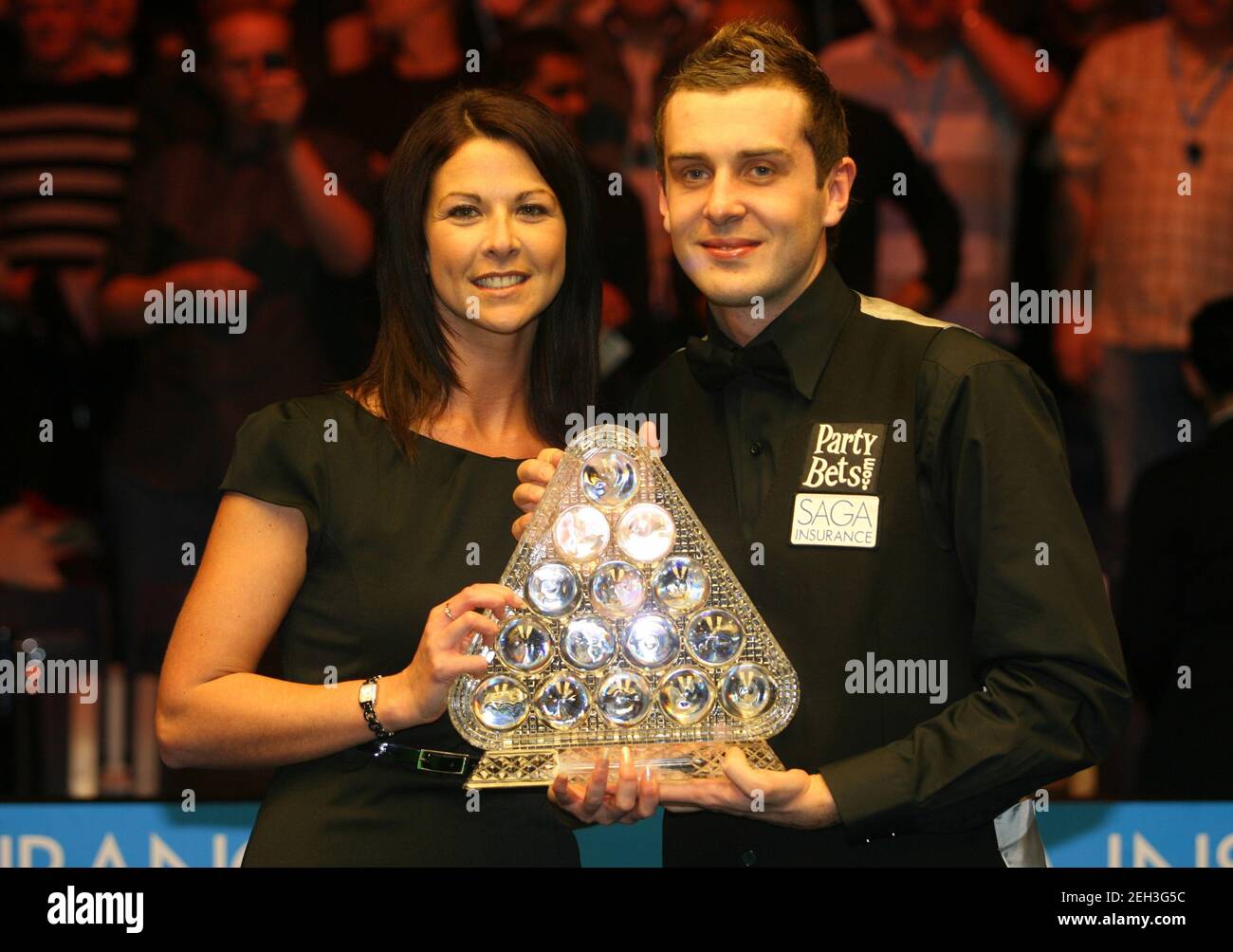 Snooker saga insurance masters final wembley arena hi-res stock ...
