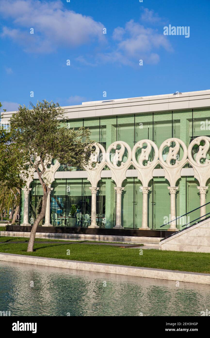 Azerbaijan baku baku bulvar boulevard hi-res stock photography and ...