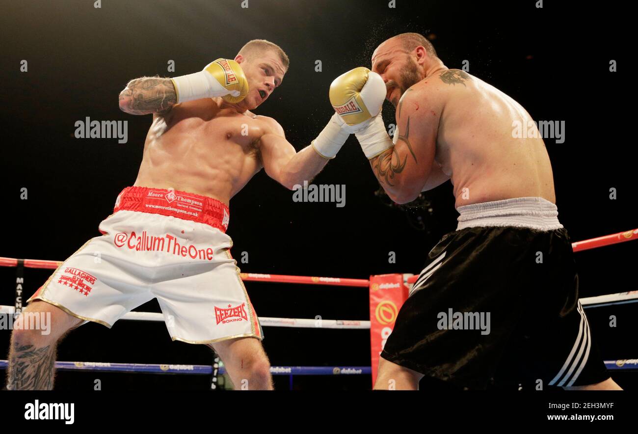 Light heavyweight boxing johnson hi-res stock photography and images ...