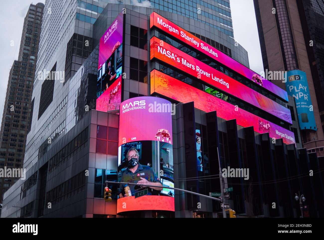 The live NASA TV broadcast from inside the Mission Support Area of NASA ...
