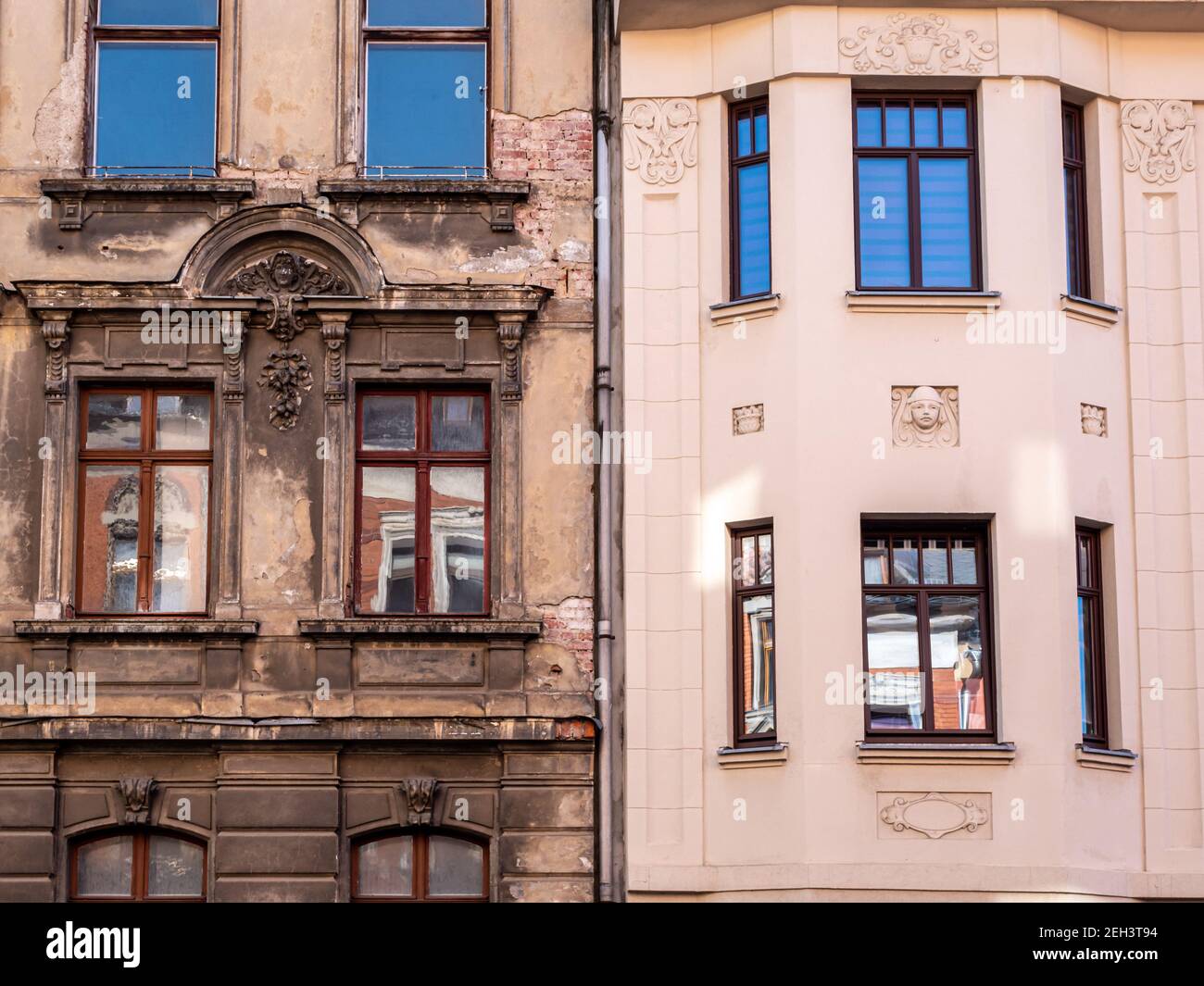 Old and new architecture house Stock Photo - Alamy