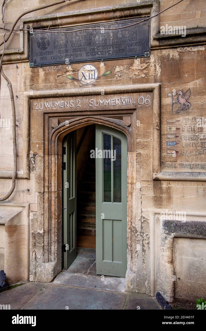 Entrance to staircase between first quad (quadrangle) Jesus College ...
