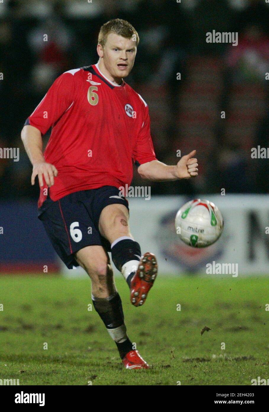 John arne riise norway hi-res stock photography and images - Alamy