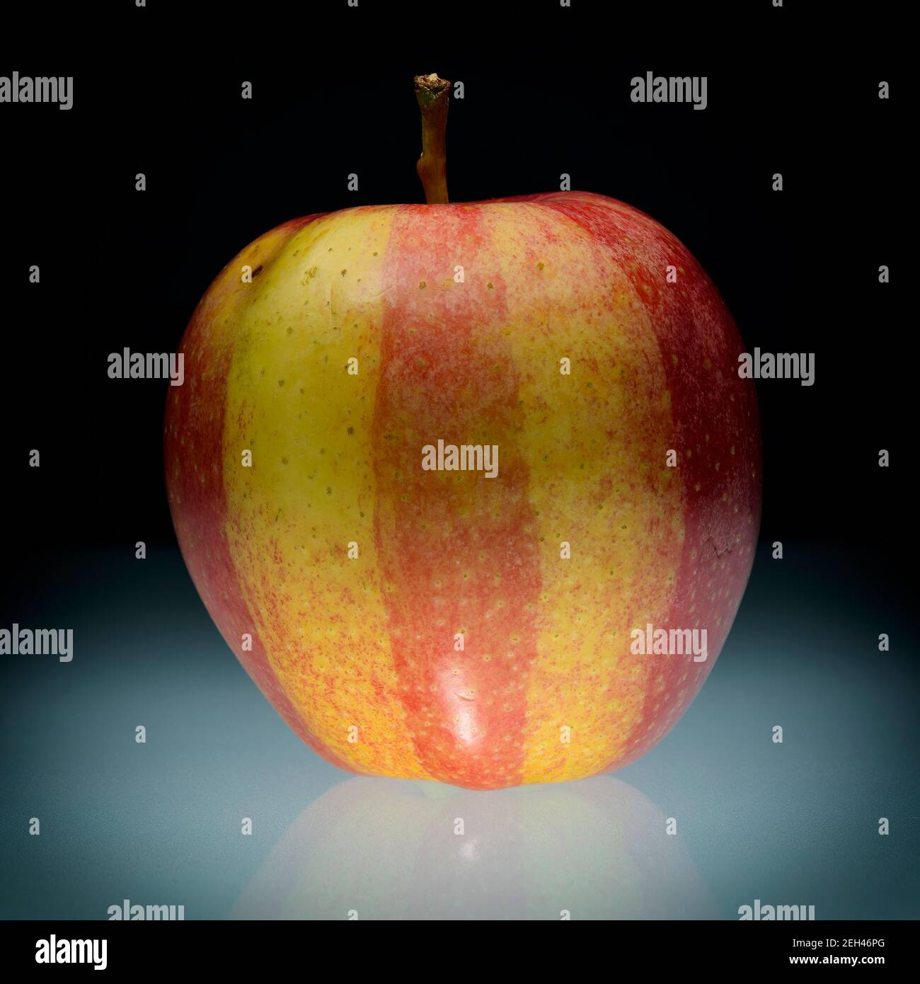 Unusual fruit hi-res stock photography and images - Alamy