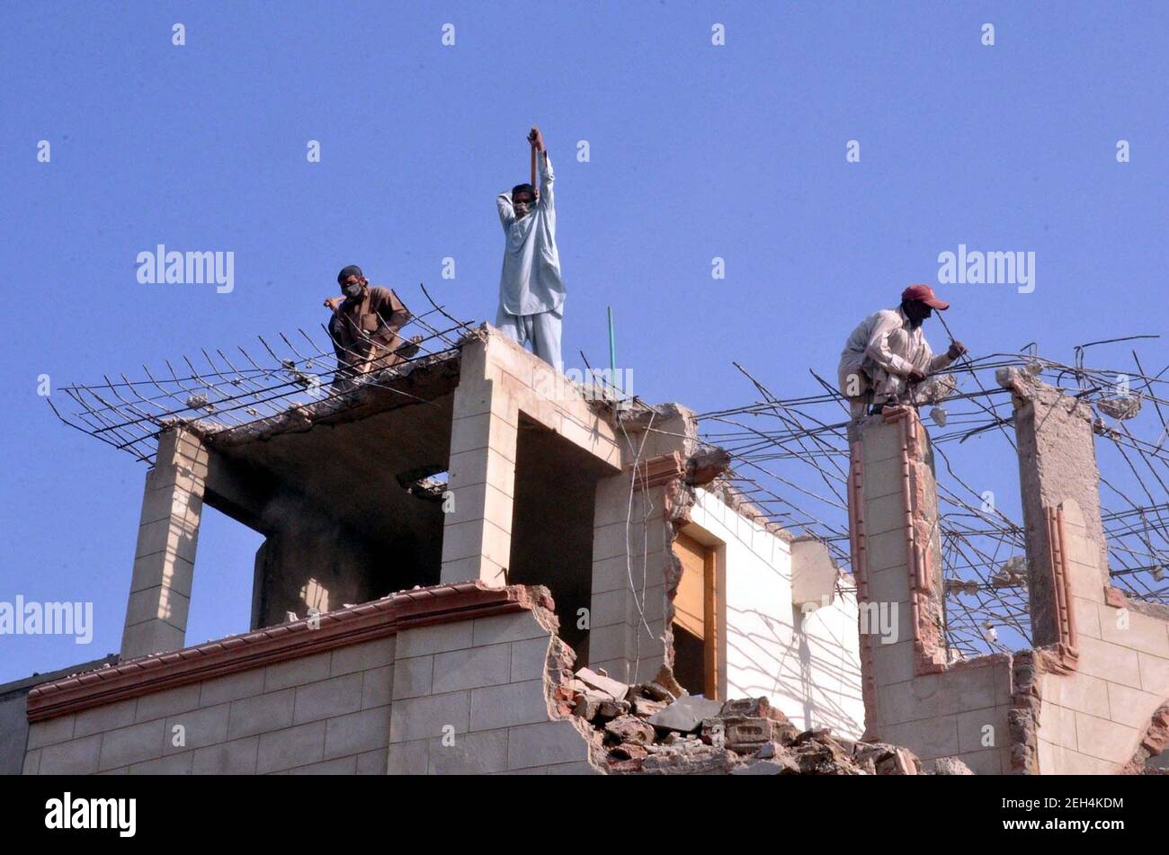 Anti-encroachment operation in progress removed illegal encroachment ...