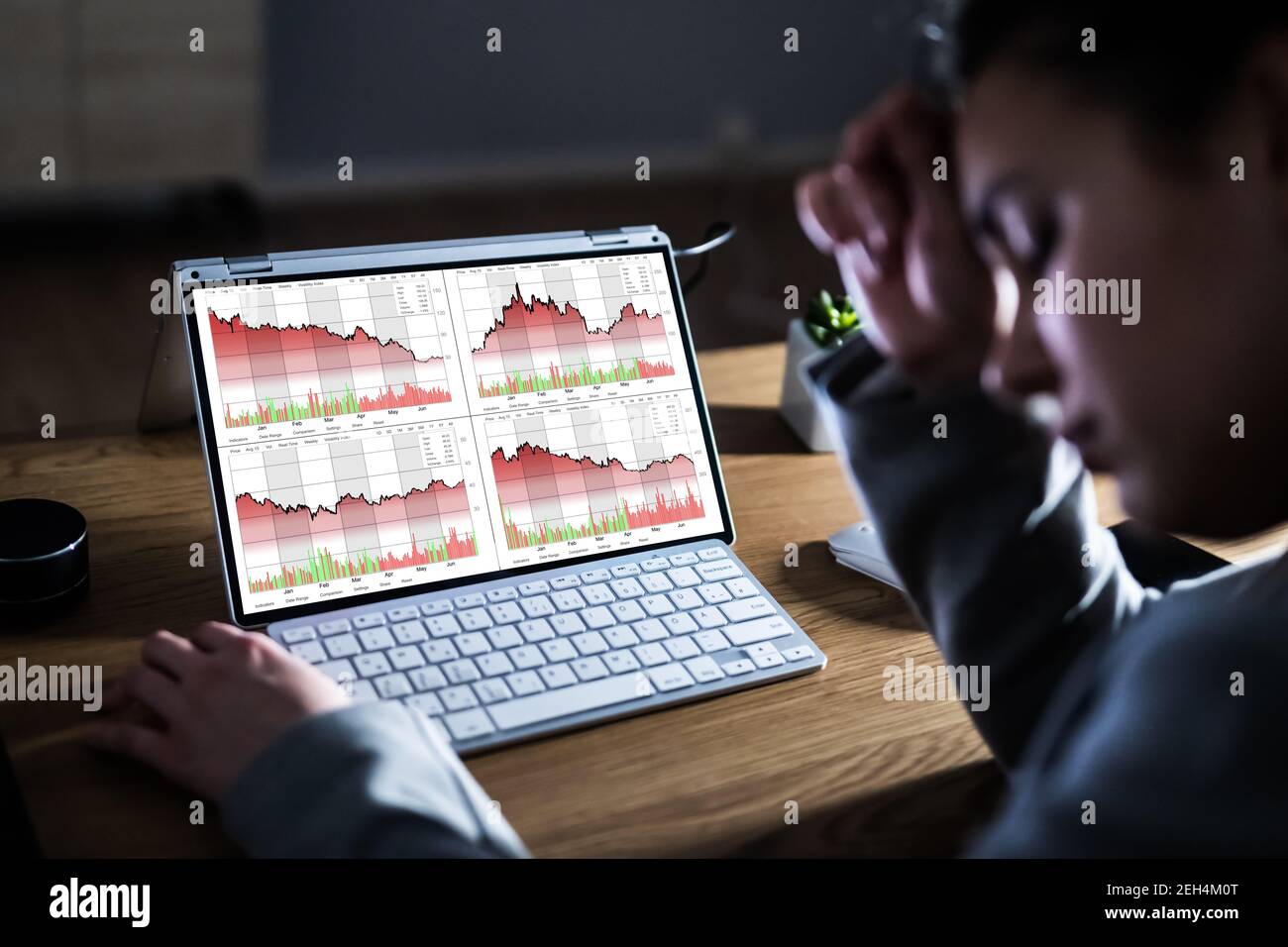 Decreasing Chart High Resolution Stock Photography and Images - Alamy