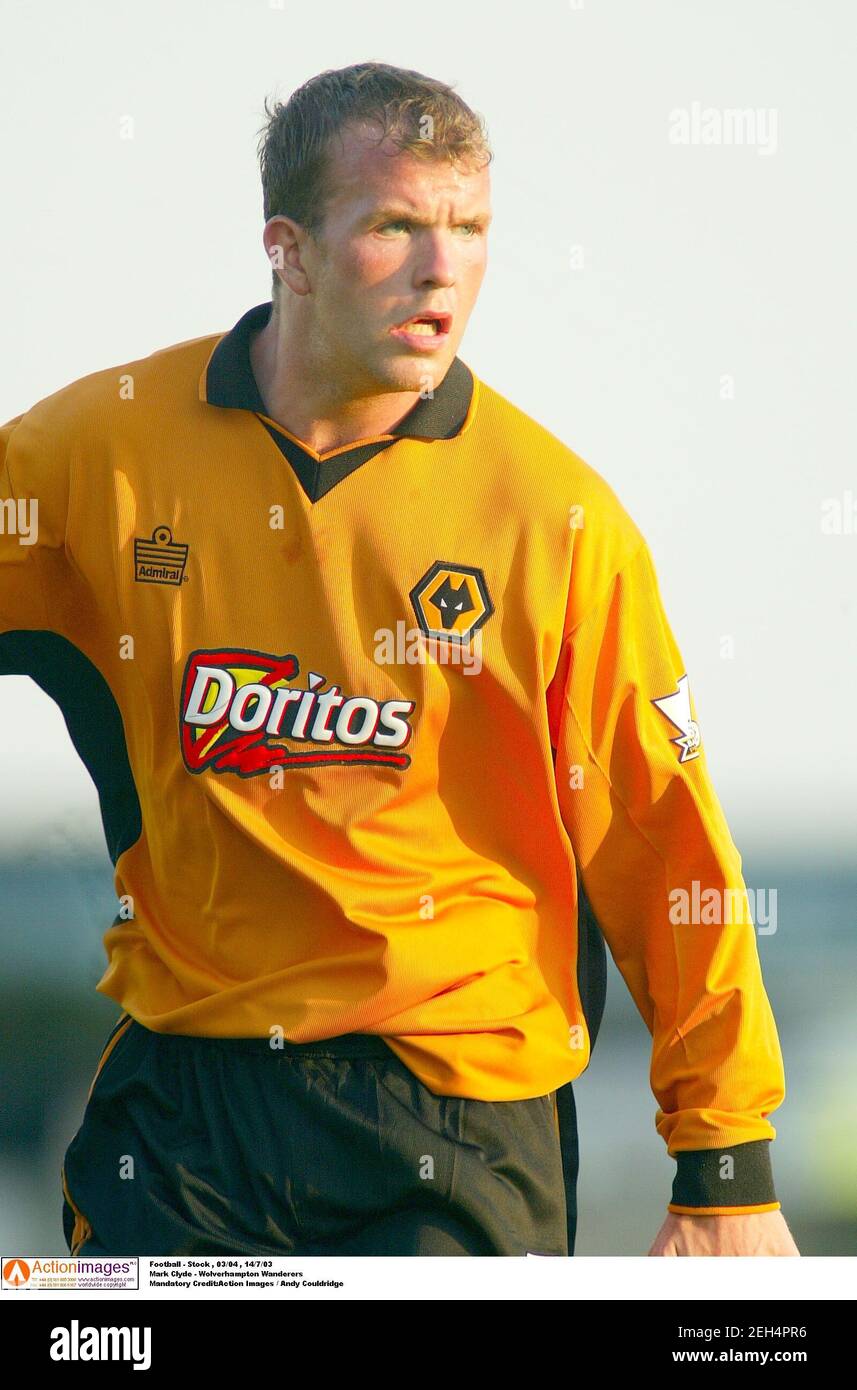 Sport football action mark clyde hi-res stock photography and images ...