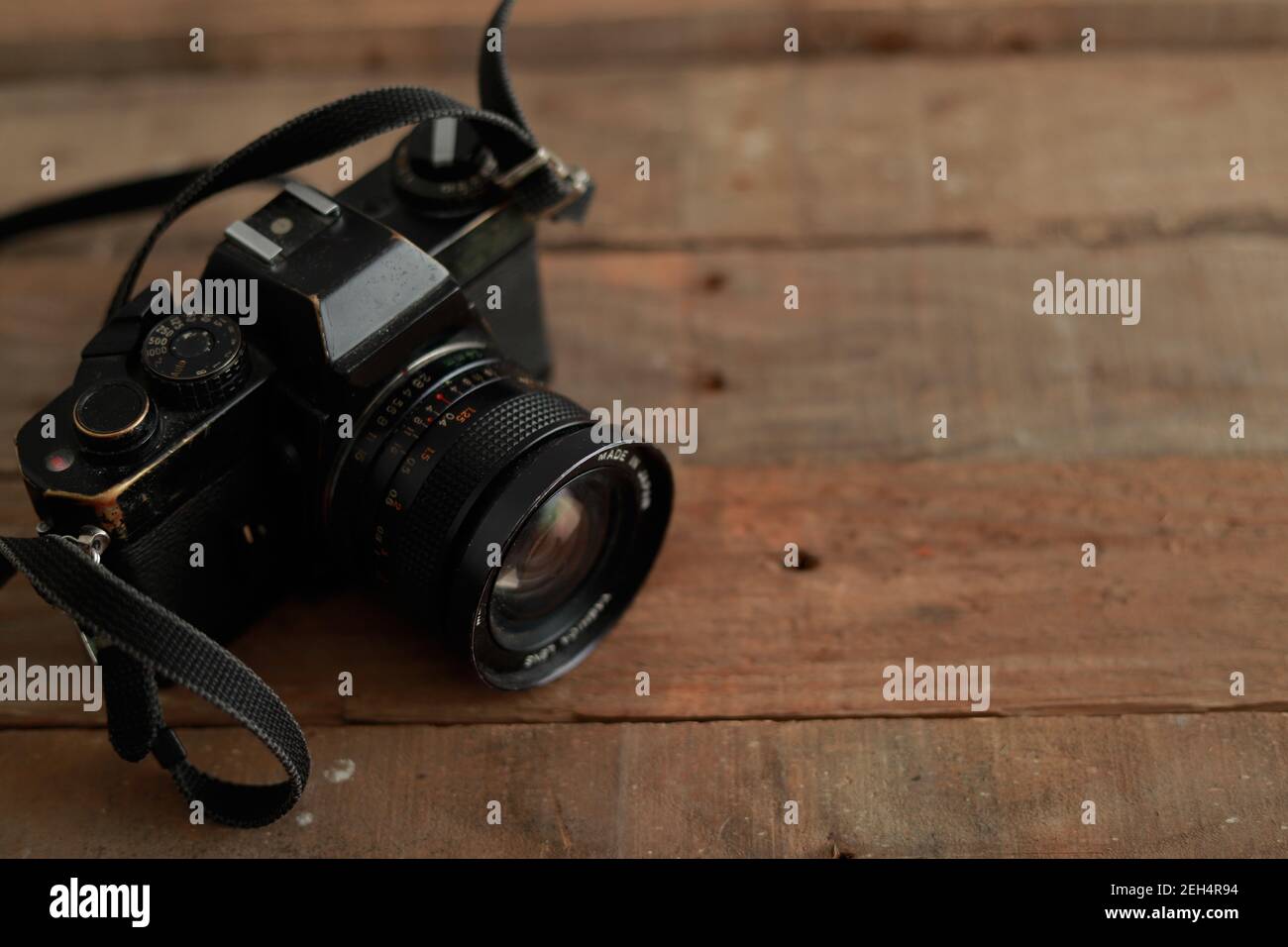 Photograph memory on table hi-res stock photography and images - Alamy