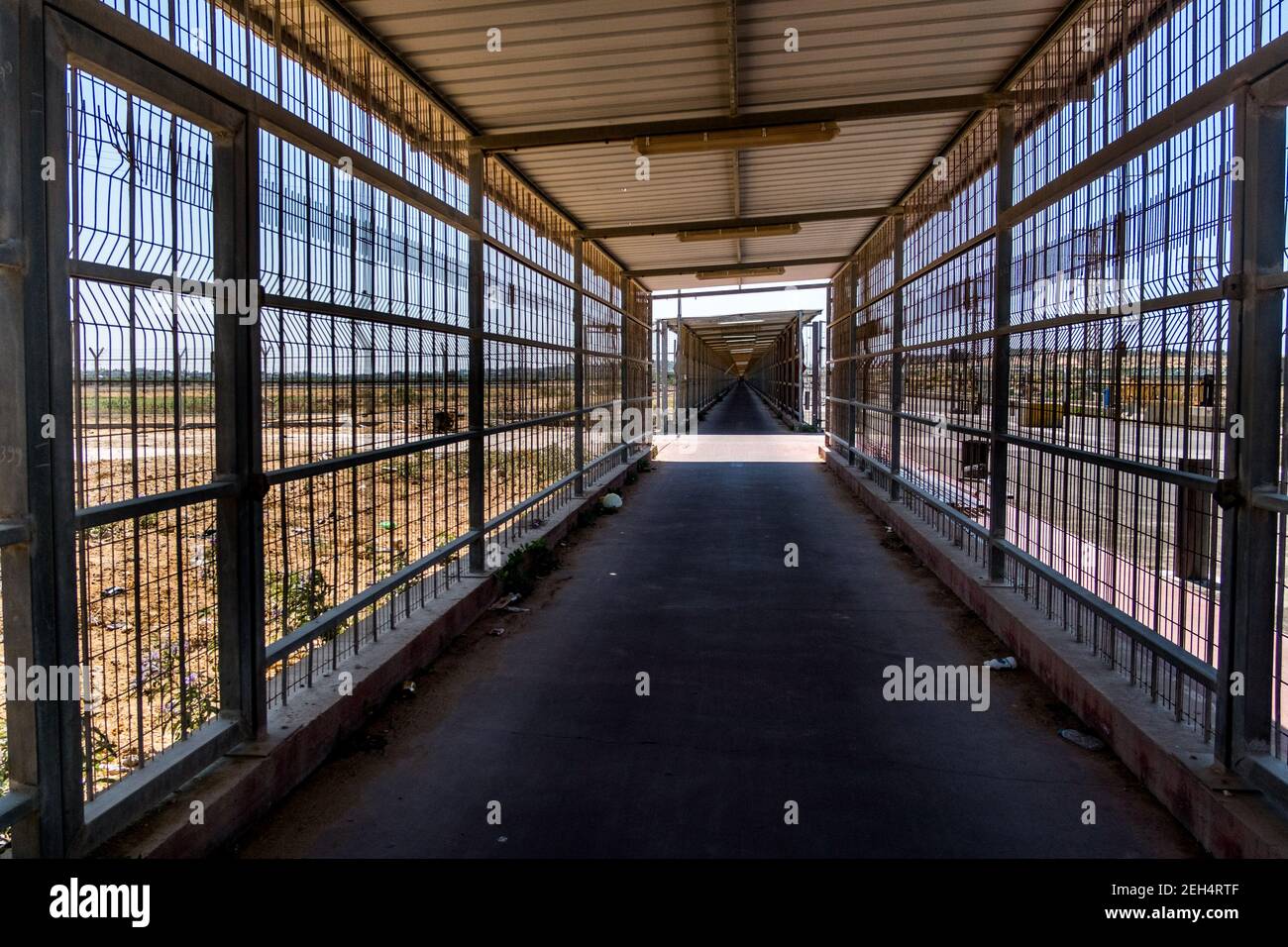 Border crossing on the Palestinian side. A corridor of 300 meters of ...