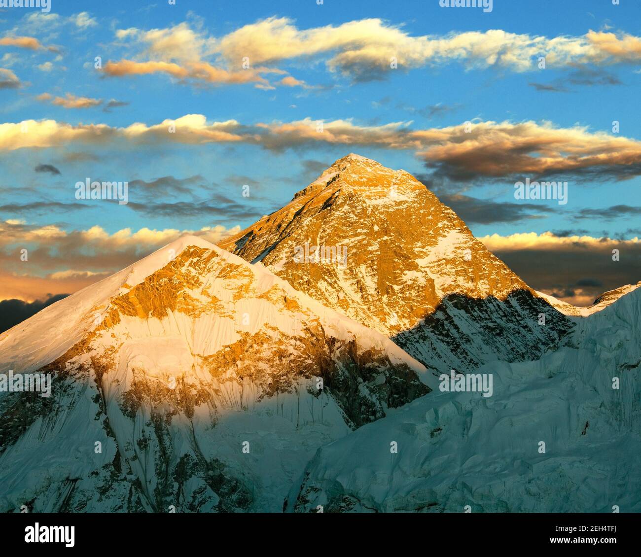 Evening colored view of Everest from Kala Patthar - Nepal Stock Photo ...