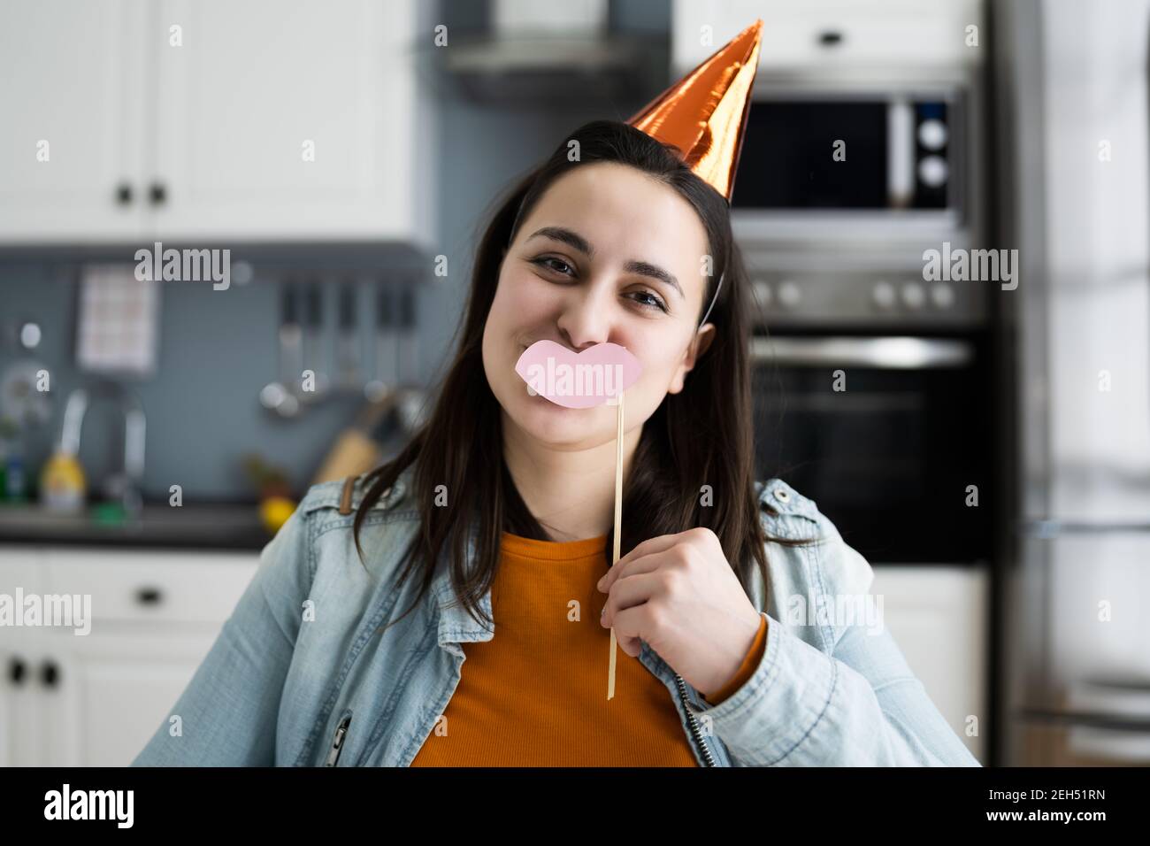 Virtual Online Birthday Party Video Conference Chat Stock Photo - Alamy