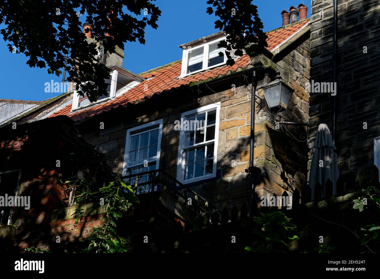A stone building in the heart of Robin Hood's Bay, Yorkshire, England ...
