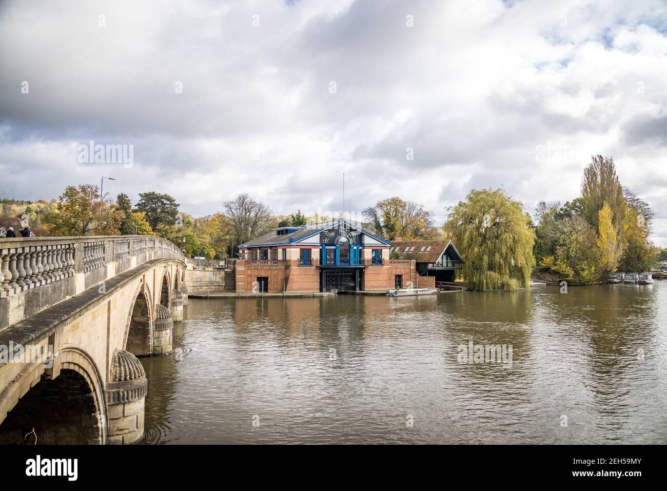 Henley bridge landscape hi-res stock photography and images - Alamy