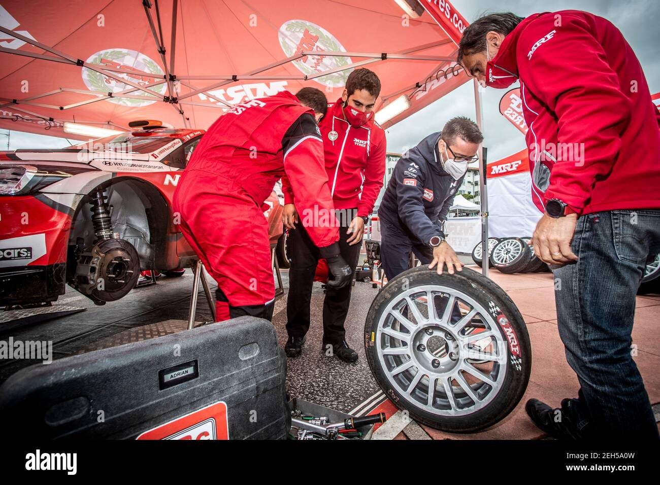 Mrf rally team hi-res stock photography and images - Alamy