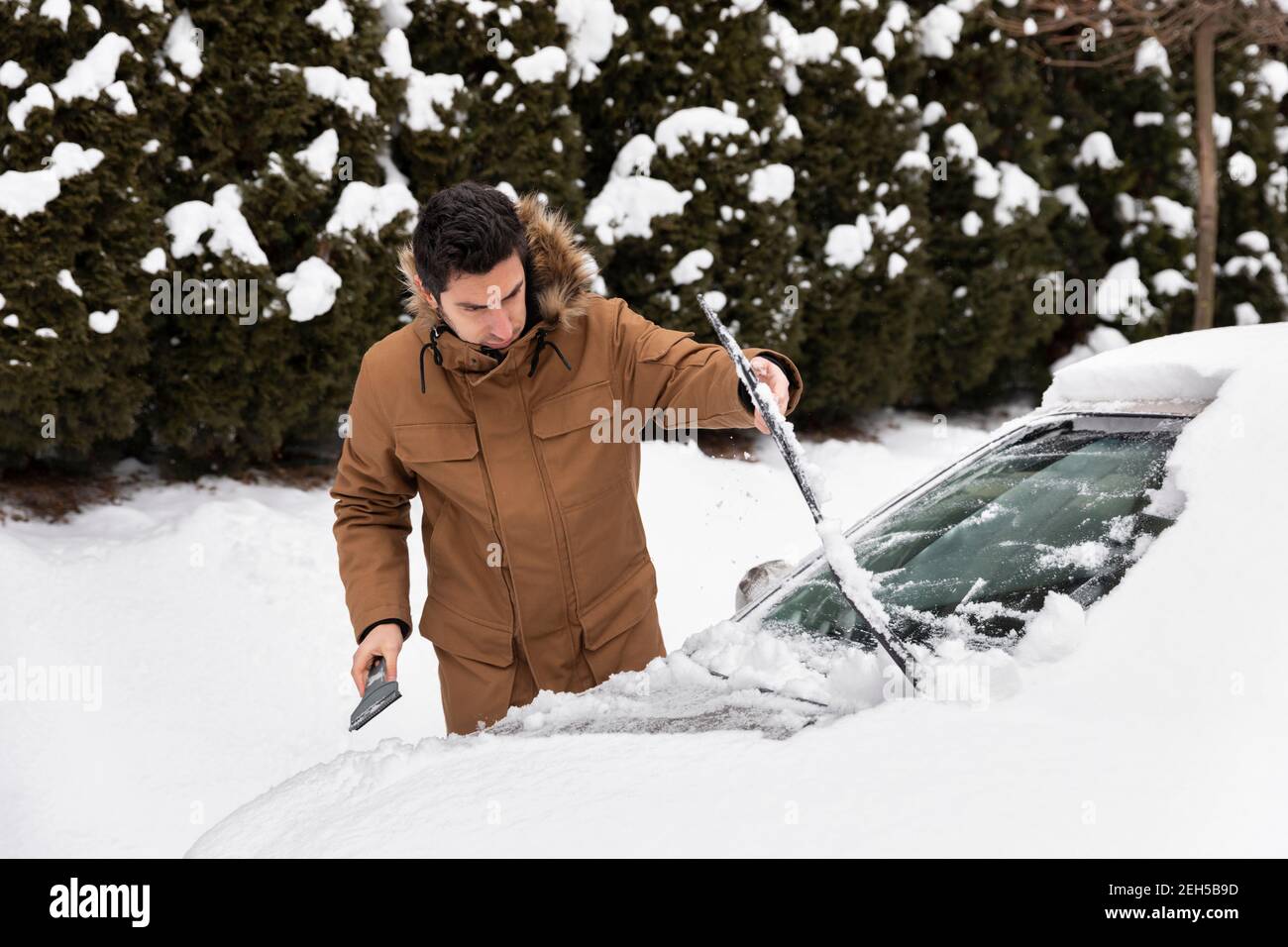 Wipers clean car windshield cleans hi-res stock photography and images ...