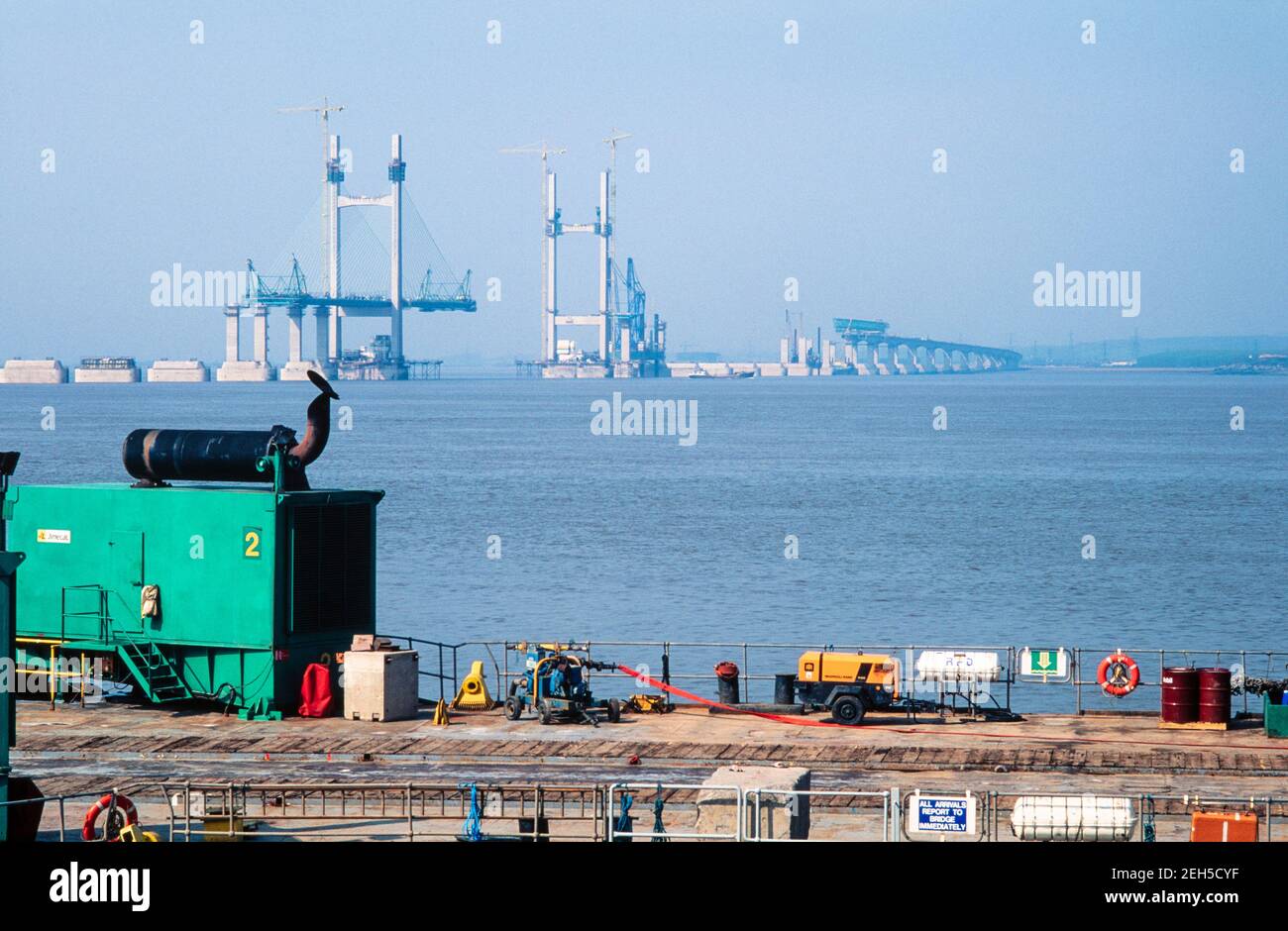 Prince of wales bridge hi-res stock photography and images - Alamy