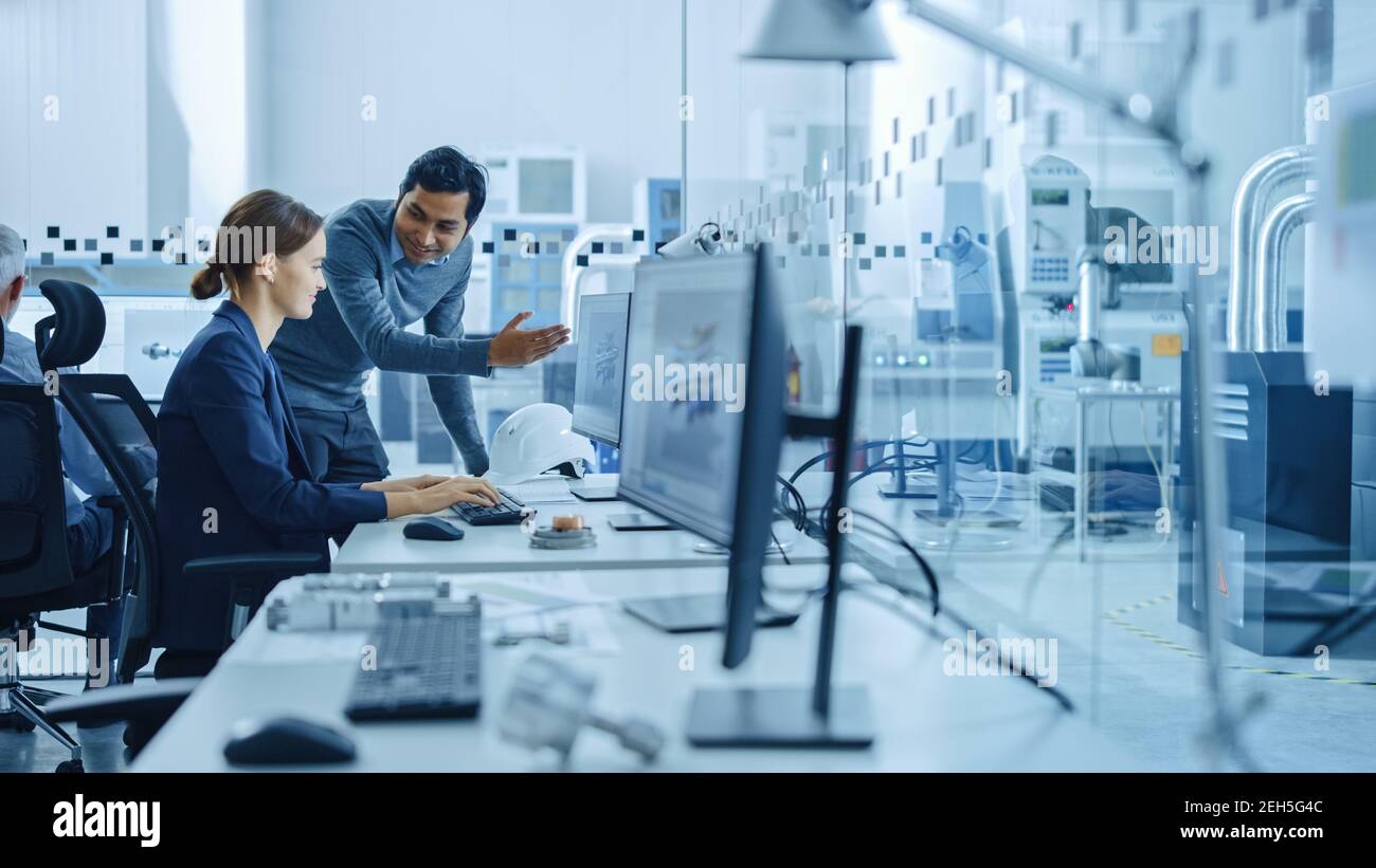 Engine workers assembly hi-res stock photography and images - Alamy