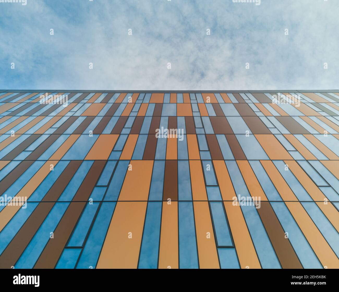 Bronze panels hi-res stock photography and images - Alamy