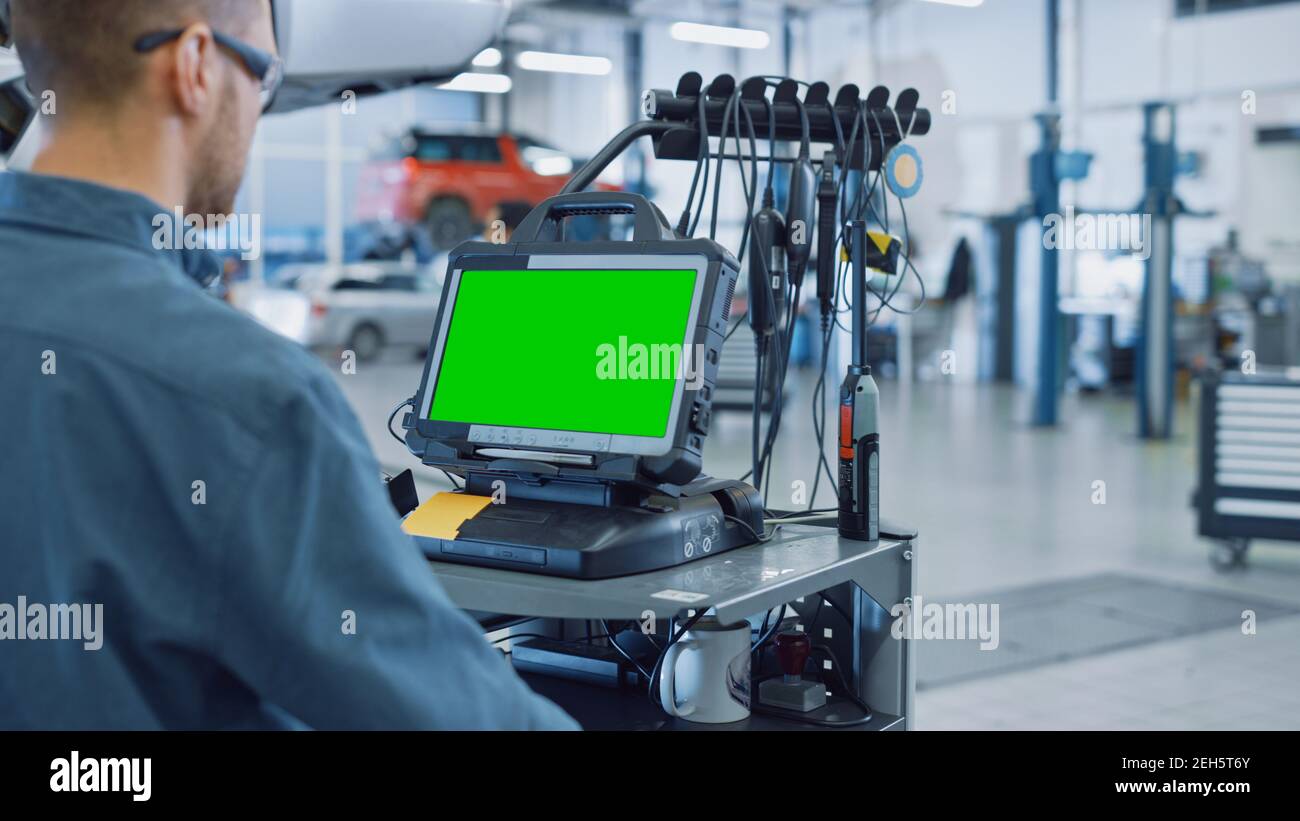 Car scan tool screen hi-res stock photography and images - Alamy