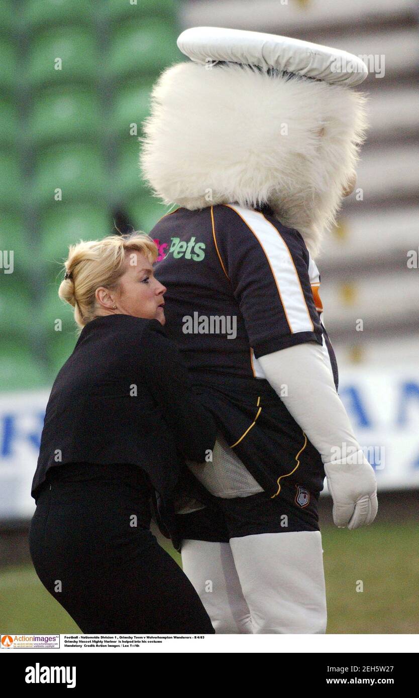 Grimsby town mascot the mighty mariner hi-res stock photography and ...