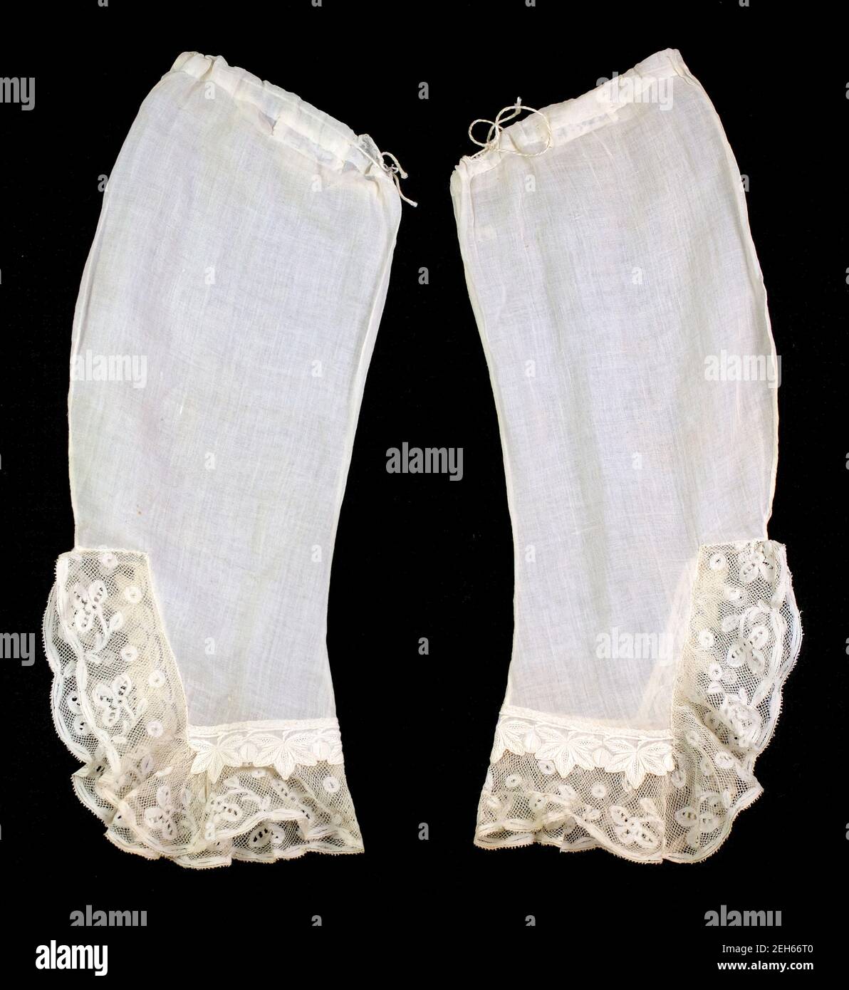 Ruffles ruffled sleeves hi-res stock photography and images - Alamy