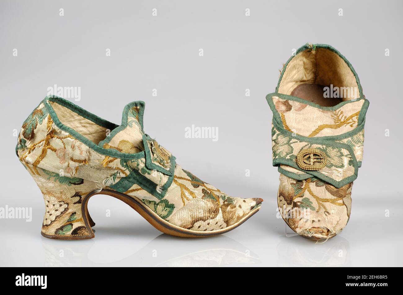 Brocade shoes hi-res stock photography and images - Alamy