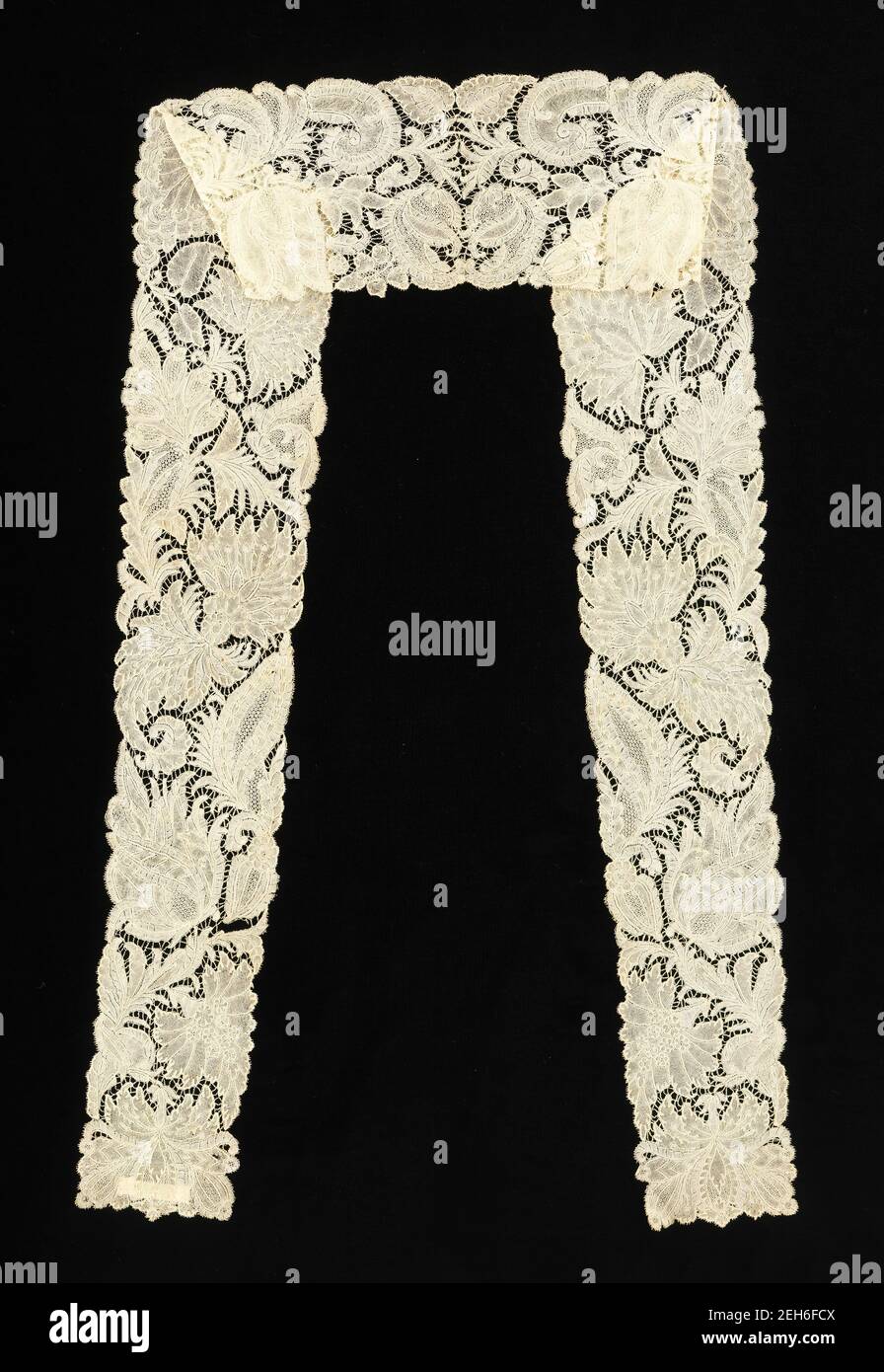 Lappet fabric hi-res stock photography and images - Alamy