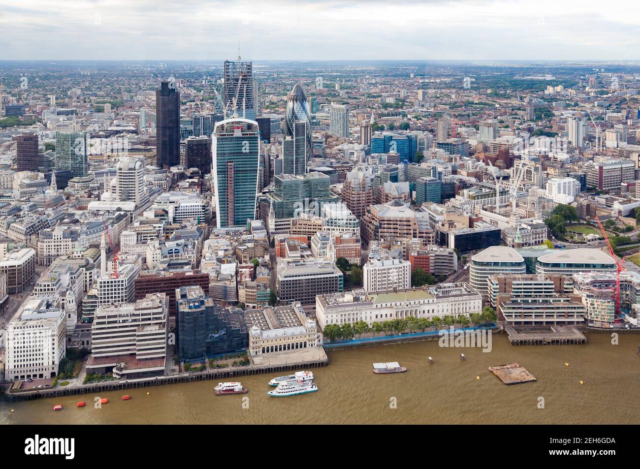 Aerial of famous london buildings hi-res stock photography and images ...
