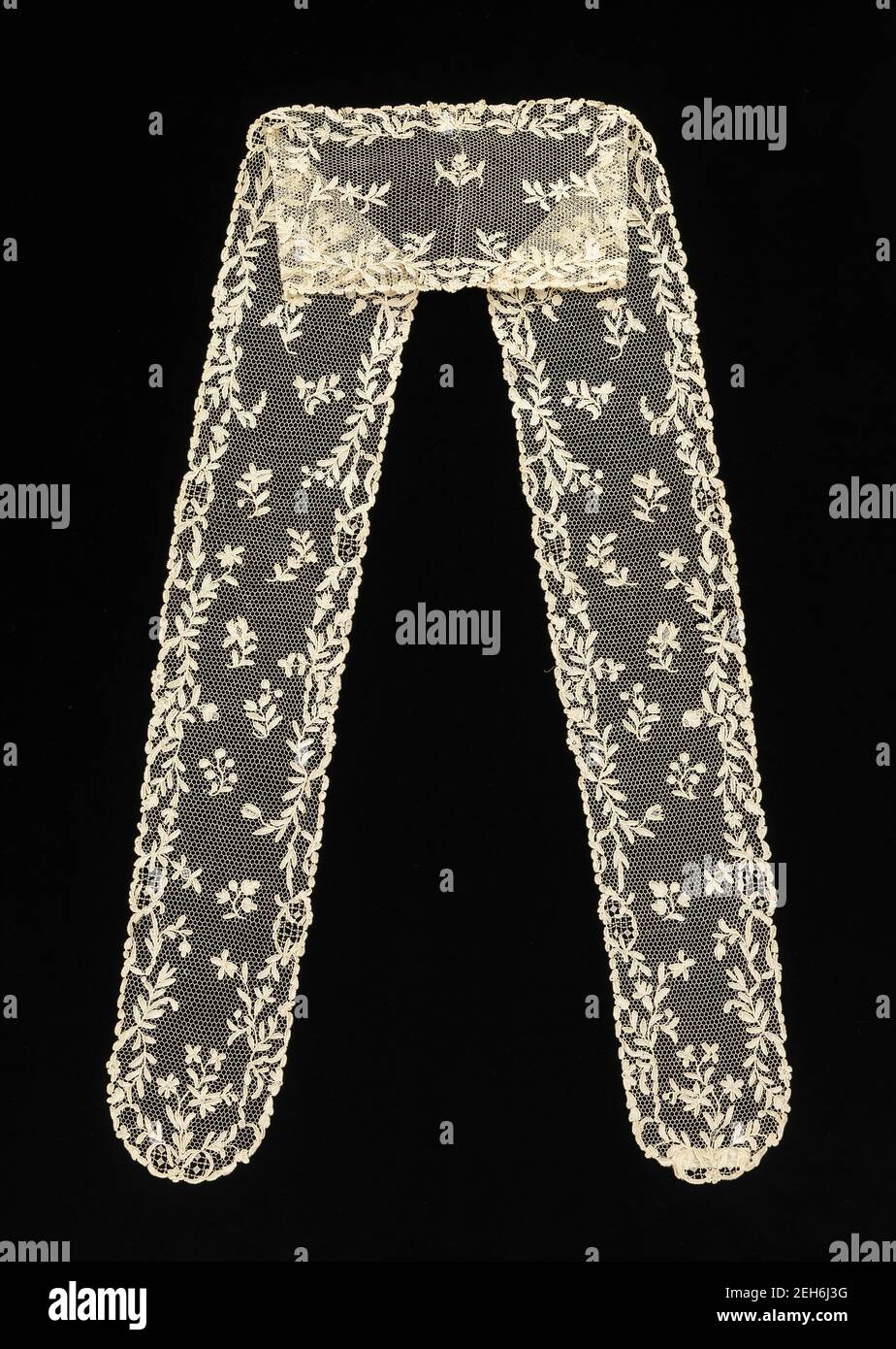 Lappet fabric hi-res stock photography and images - Alamy